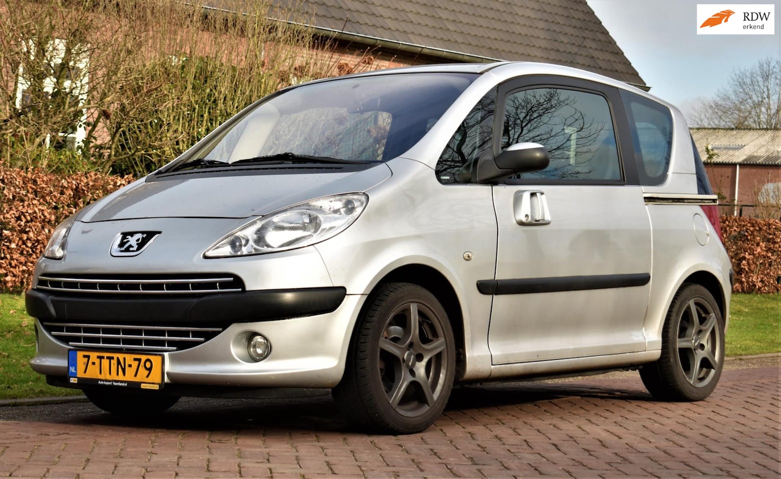 Peugeot 1007 1.4 Urban MET AIRCO Goed Lezen 2005 Benzine - Occasion te ...
