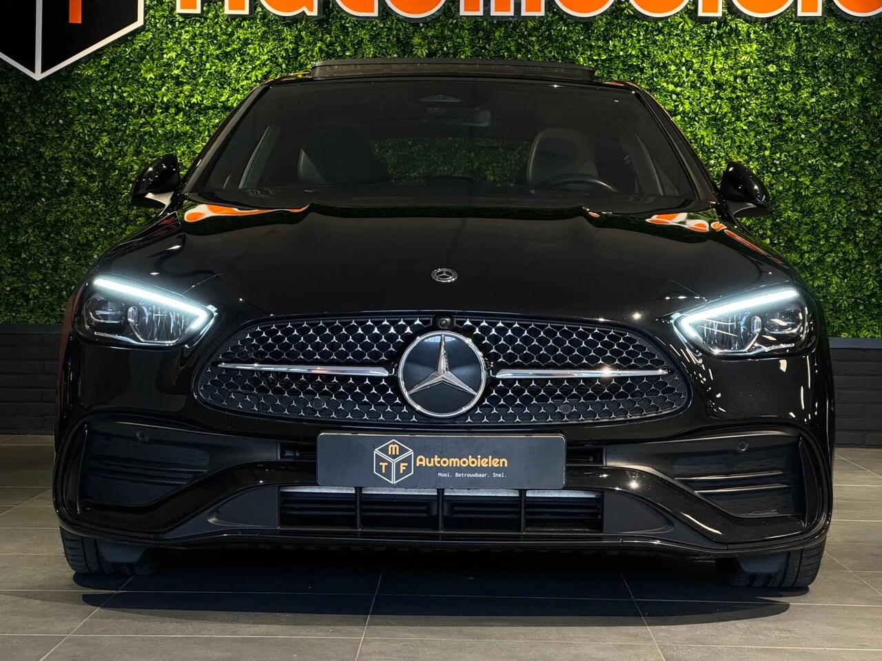 Mercedes-Benz C-klasse 180 EQ AMG 2022 Benzine - Occasion te koop op ...