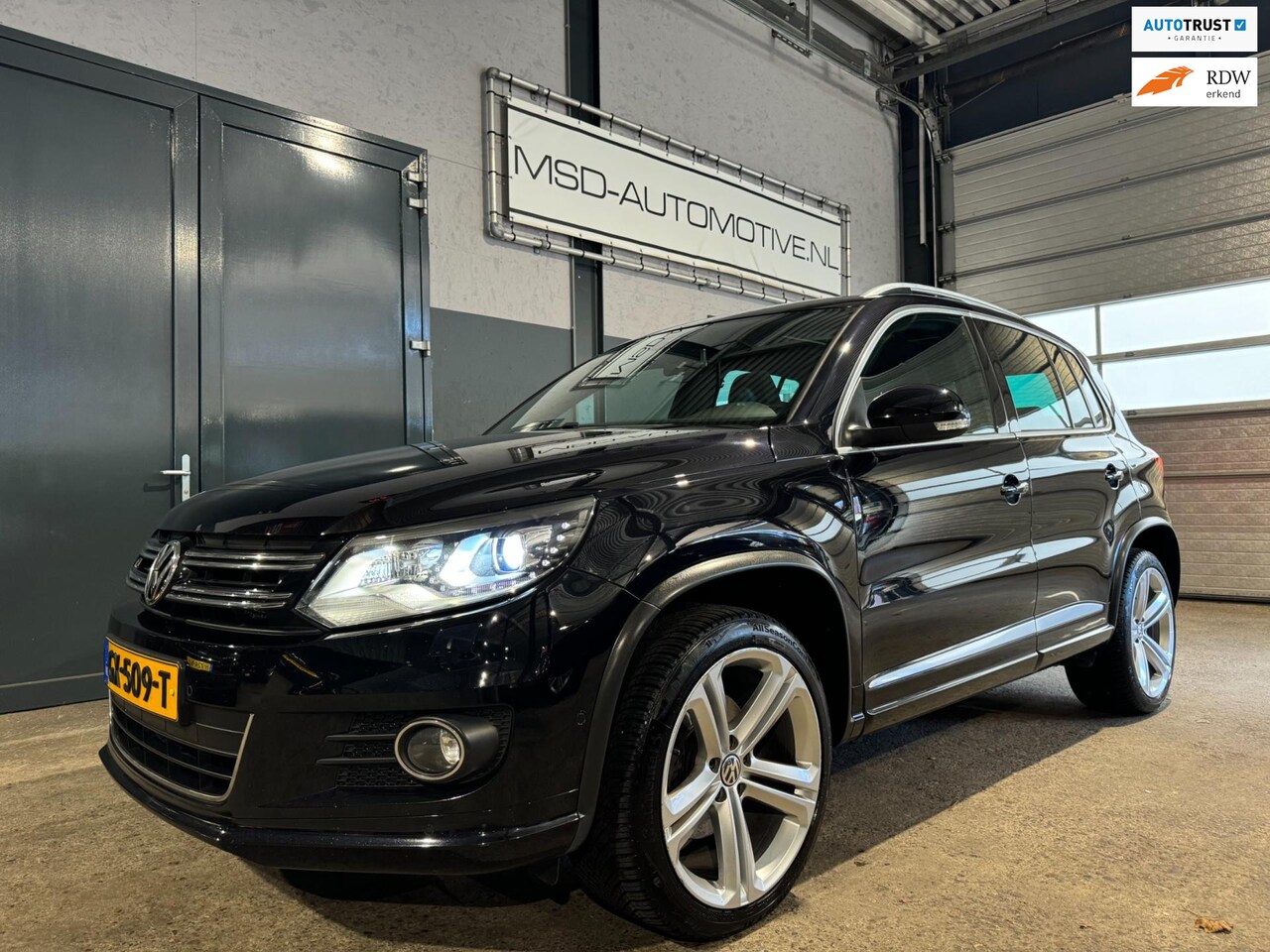 Volkswagen Tiguan 1.4 TSI R-Line Edition| PANO| ECHTE R LINE | TREKHAAK ...
