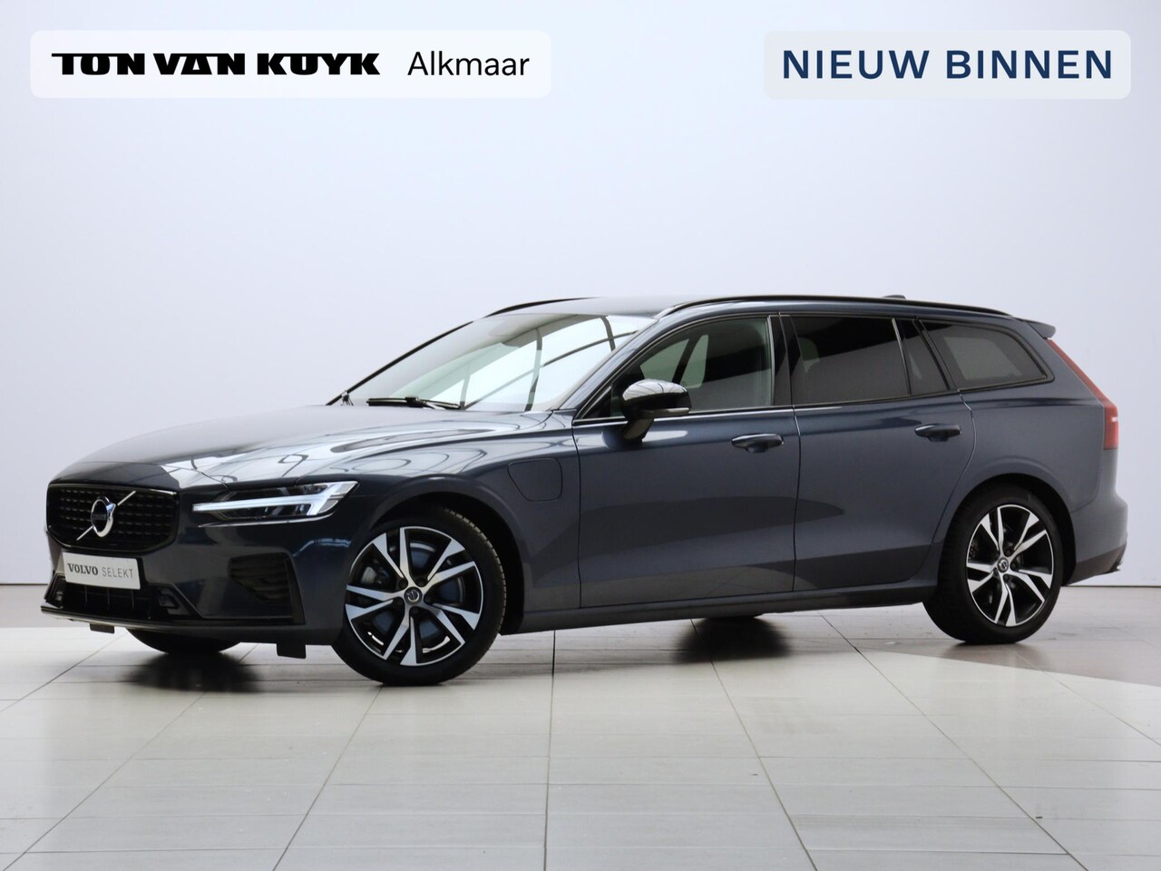 Volvo V60 T6 Recharge AWD R-Design / Achteruitrijcamera / Elek ...