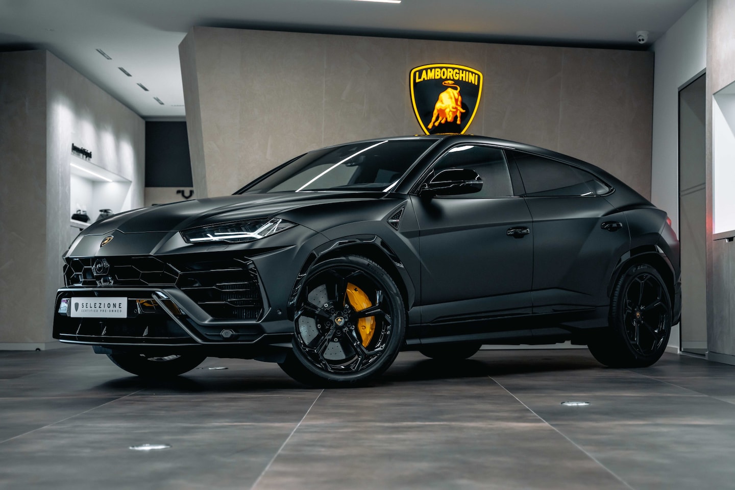 Lamborghini Urus 4 seater I Xpel foil matt I factory warranty 2019 Benzine - Occasion te koop op ...