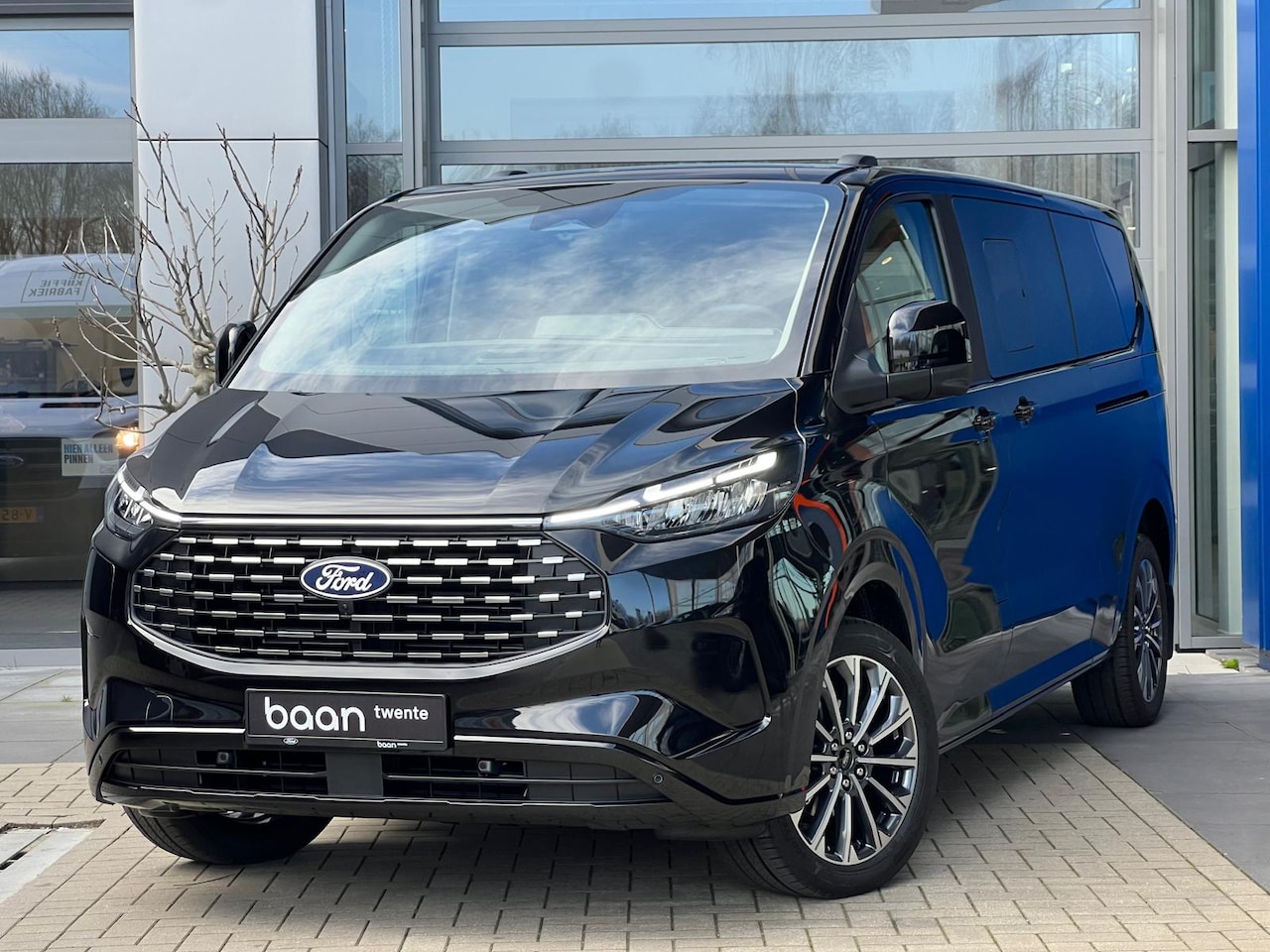 Ford Transit Custom Tourneo Custom 2.5 Plug-IN Hybrid 233 PK L2H1 ...