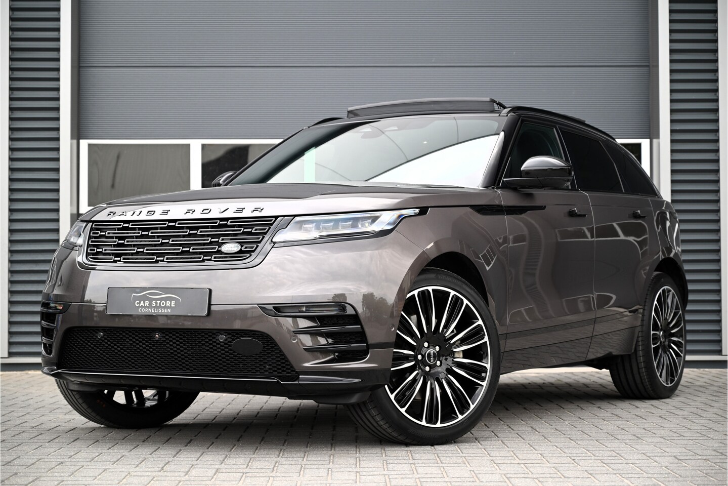 Land Rover Range Rover Velar 2.0 P400e AWD DYNAMIC HSE / PANO / LEDER ...