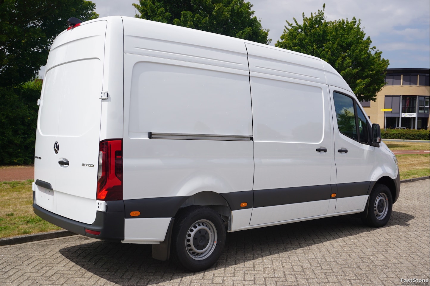 Mercedes-Benz Sprinter 317CDI Pro L2H2 BPM VRIJ 10.25" Mbux Cam, Gev ...
