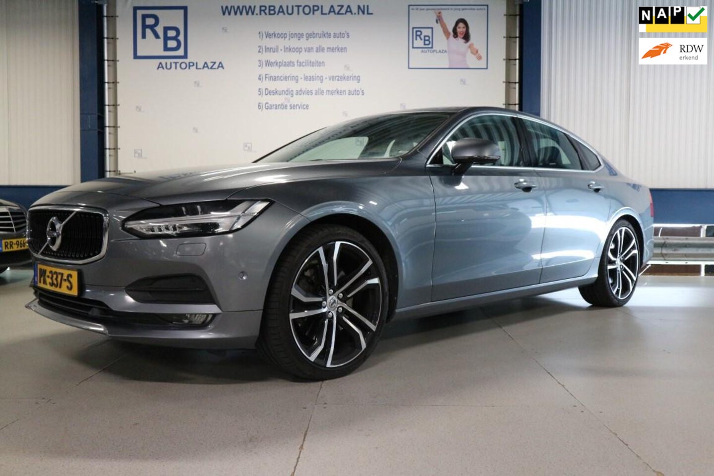 Volvo S90 2.0 T5 Momentum / NAP / DEALER ODH / TOP DEAL 2017 Benzine - Occasion te koop op ...