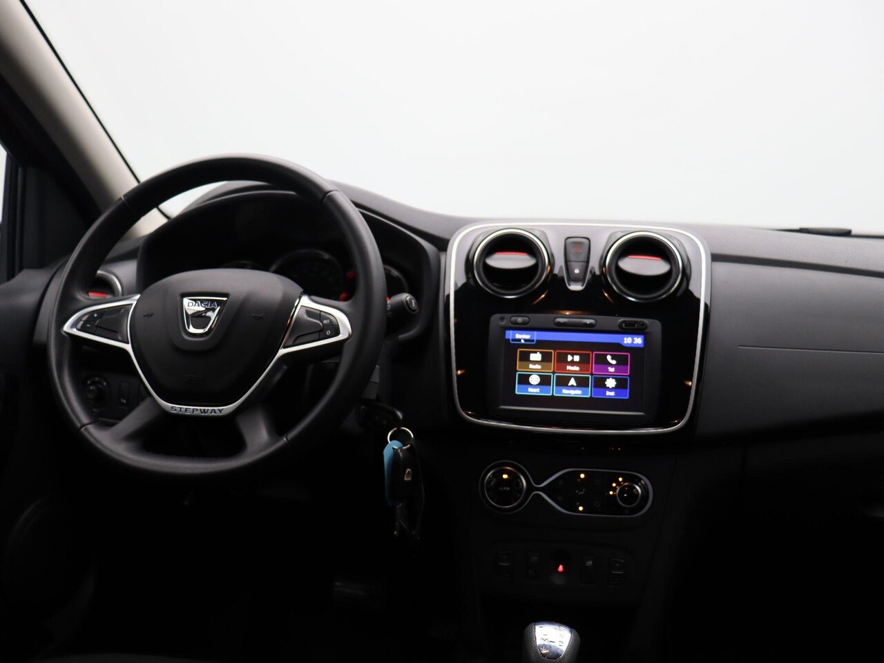 Dacia Logan MCV 0.9 TCe Tech Road | Automaat | Achteruitrij camera ...