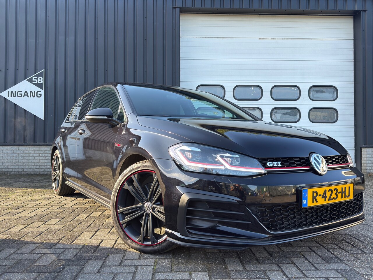 Volkswagen Golf 2.0 TSI GTI/ camera/pdc/virtual cockpit/goed ...