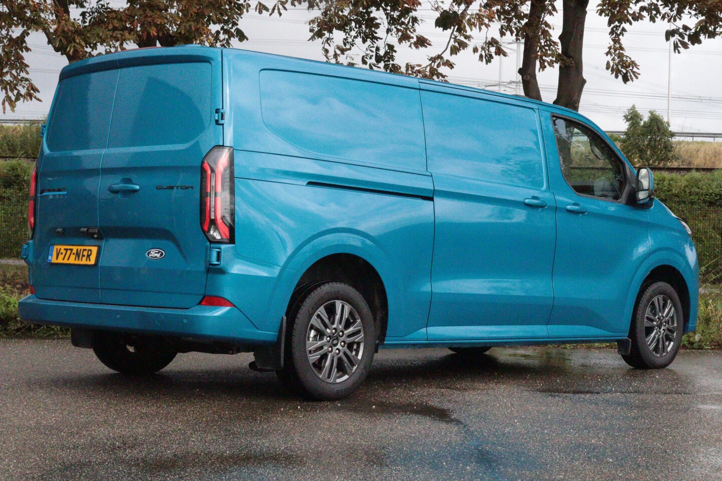 Ford E-Transit Cust. 340 L2H1 Limited 65 kWh | NAVI | 360-CAMERA + PDC ...