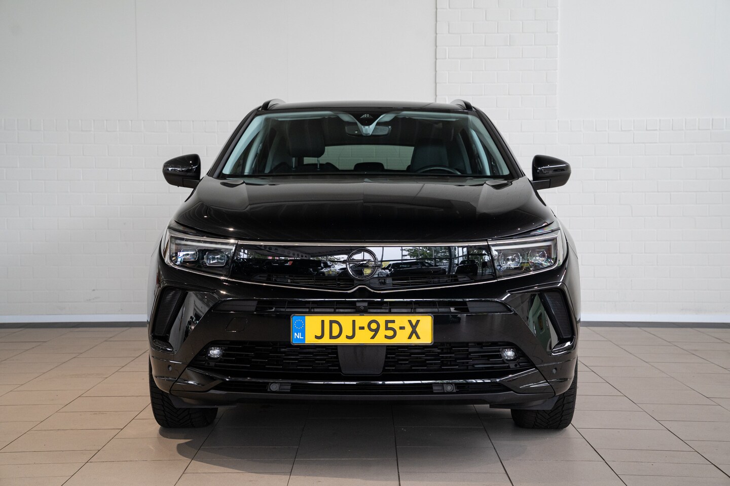 Opel Grandland 1.6 Turbo Plug-In Hybrid 300PK 4x4 GSe | Alcantara GSE ...