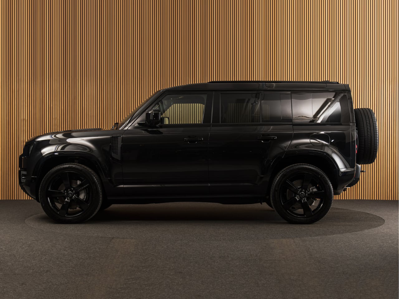 Land Rover Defender 110 2.0 P300e 110 X-Dynamic HSE HUD-PANO-MERIDIAN ...