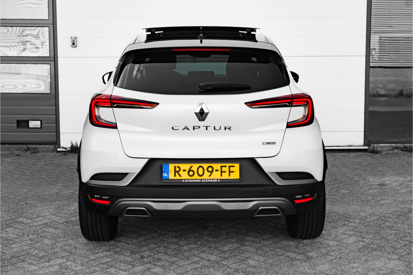 Renault Captur TCe 140 PK R.S. Line | Schuifkanteldak | 360 graden ...