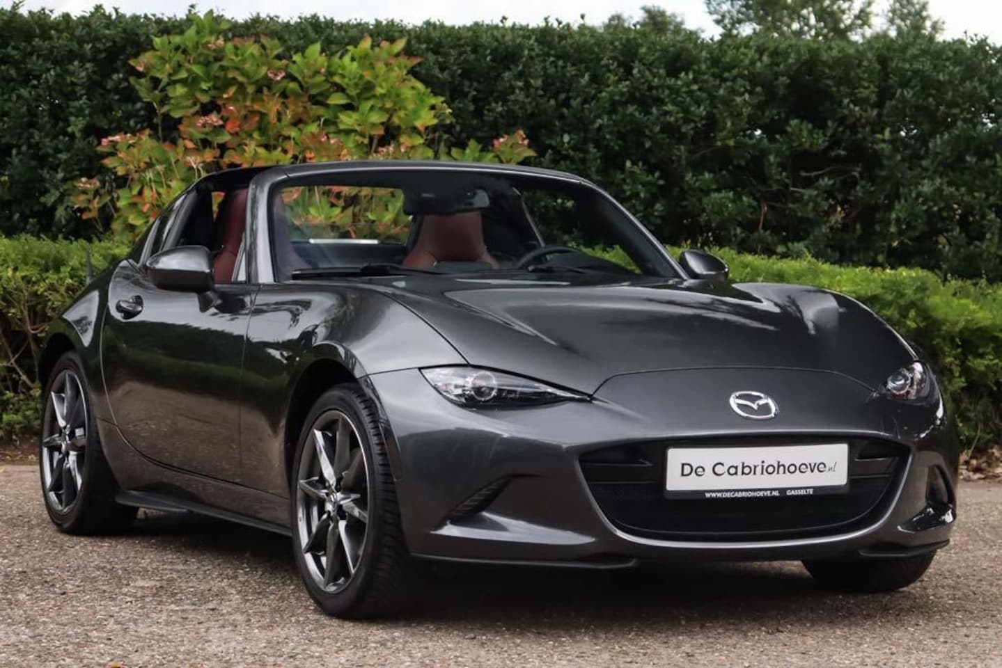 Mazda MX-5 RF NDRF 2.0l SkyActiv-G 160 GT-M Machine Grey Metallic 2017 ...