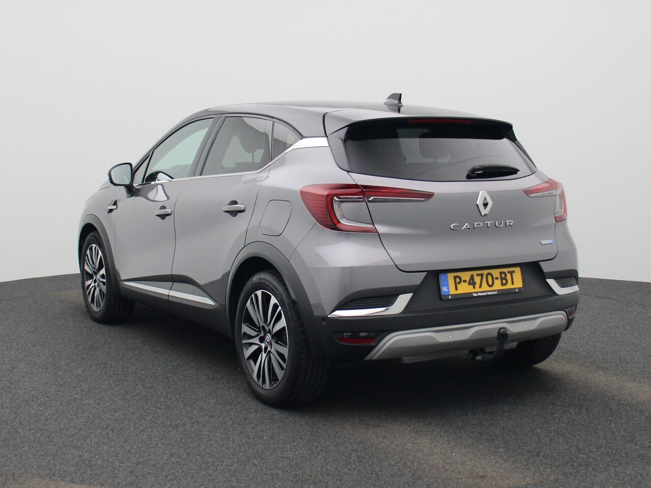 Renault Captur 1.6 E-Tech Plug-in Hybrid 160 Initiale Paris | Trekhaak ...