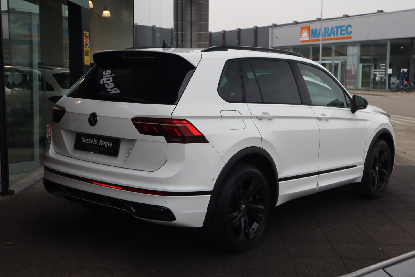 Volkswagen Tiguan 1.4 TSI plug-in R-Line HuD IQ Bliss Keyless ACC Stuur ...