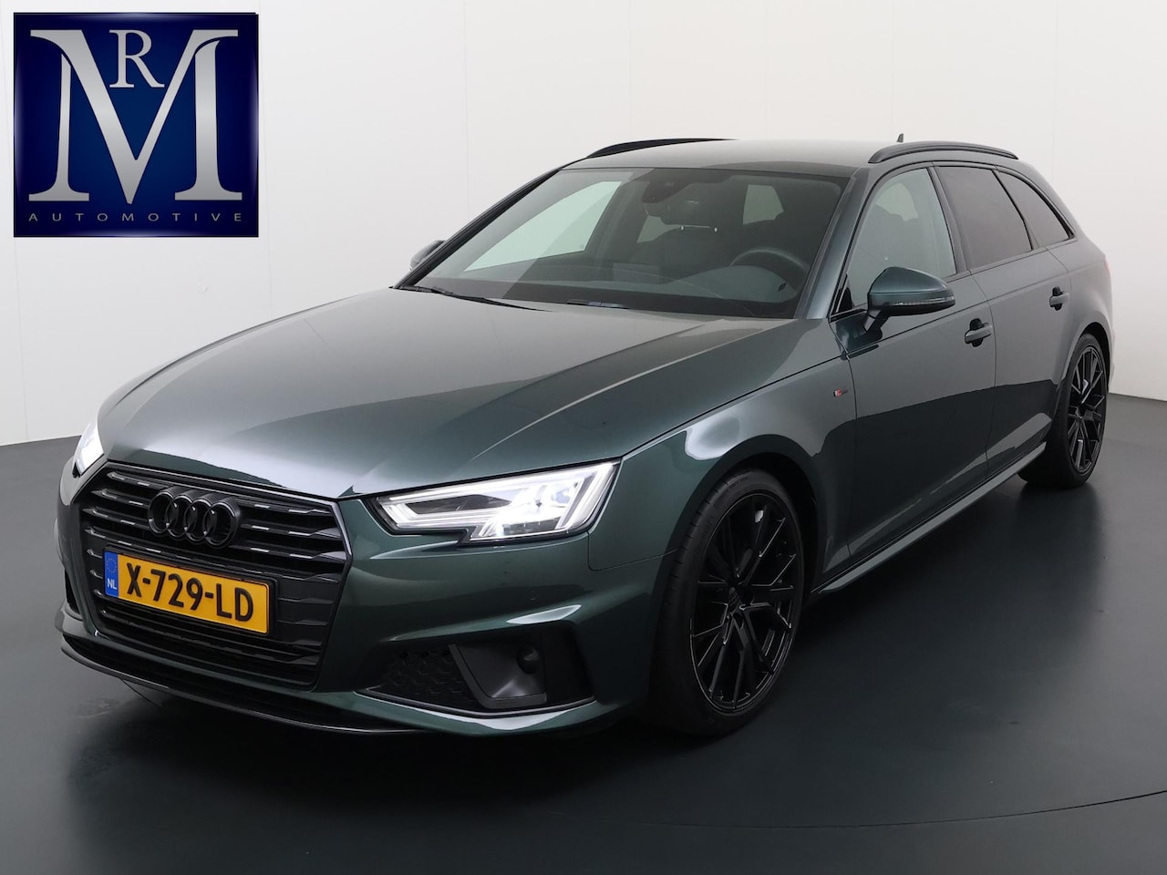 Audi A4 Avant 35 TFSI Sport S line black edition UNIEKE KLEUR| ELEK ...
