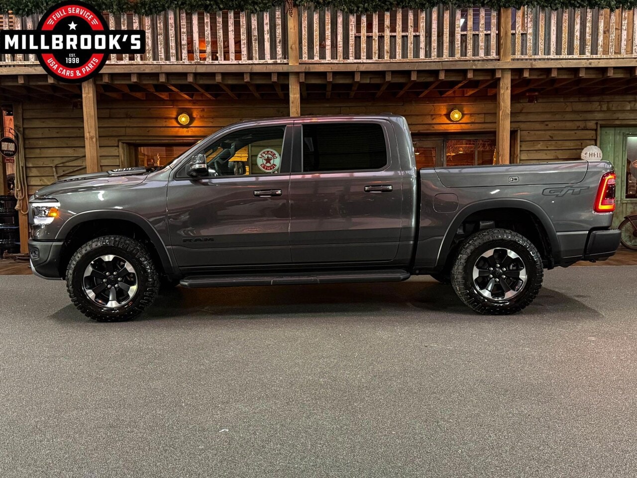 Dodge Ram 1500 5.7 V8 REBEL GT E-TORQUE, BPM VRIJ, Rambox, Splitting ...