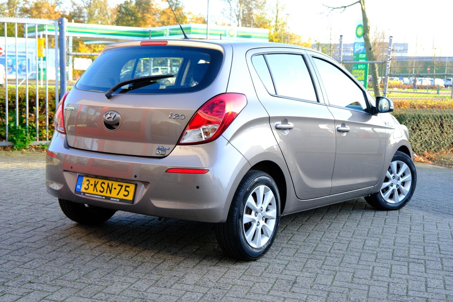 Hyundai i20 1.2i i-Deal 5-drs Unieke auto 33.205km Airco|LMV 2013 ...