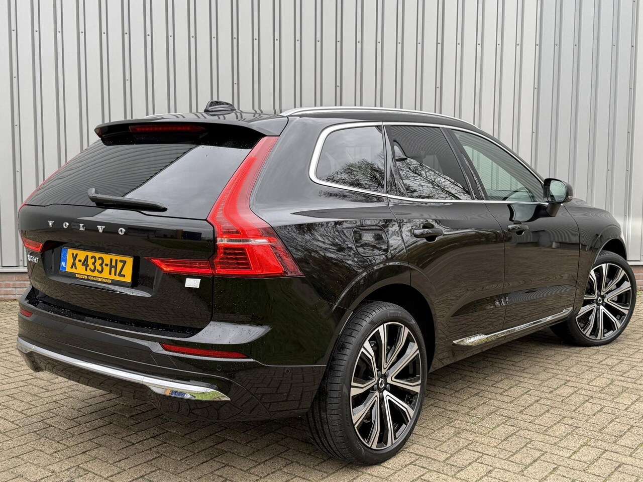 Volvo XC60 2.0 T8 Plug-in hybrid AWD Ultimate Bright | Schuif/kanteldak ...