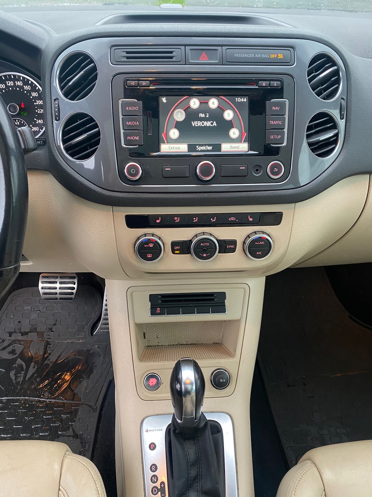 Volkswagen Tiguan 2.0 TSI / LPG * 2014 * AUTOMAAT * R-LINE * 200 PK * PANO * Bom vol 2014 LPG ...