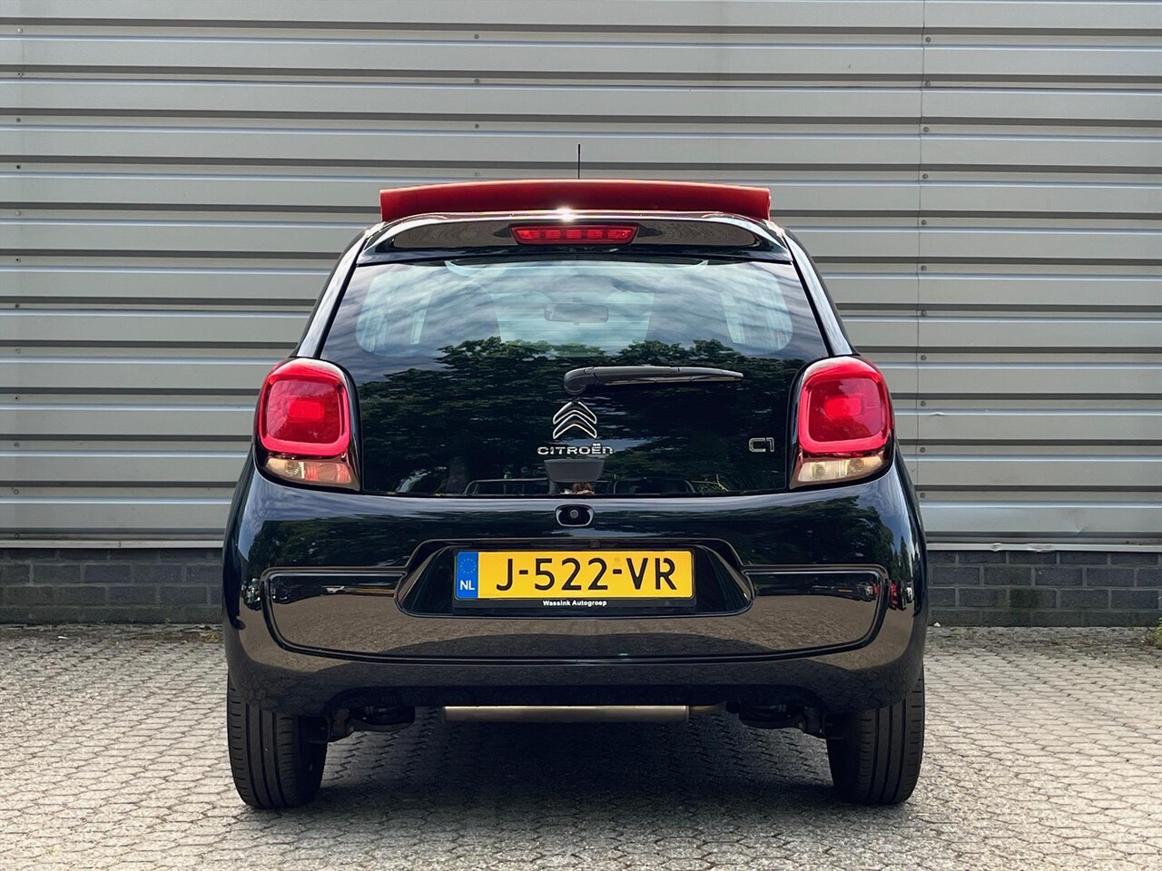 Citroën C1 BLACK FRIDAY DEAL 1.0 VTi 72PK 5D Airscape Shine ...