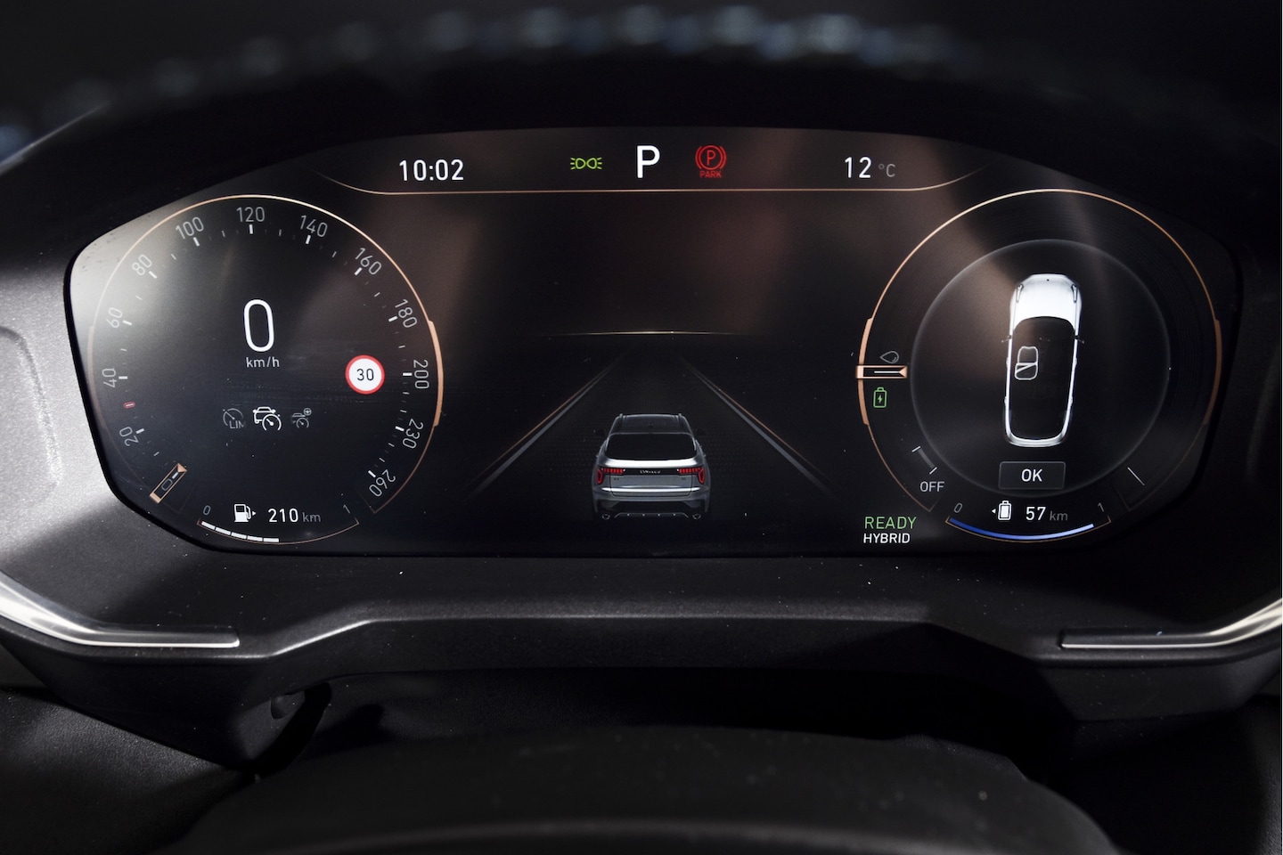 Lynk & Co 01 1.5 PHEV 261PK MY23 | Black Pakket | Donkere hemel | 360 Camera | 7.4 kWh ...