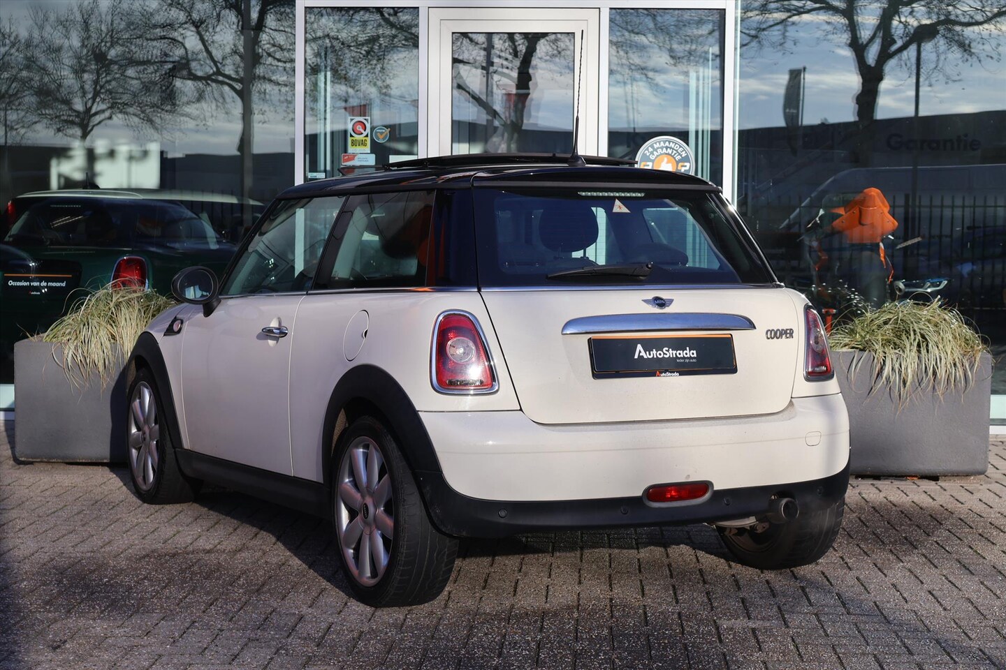 MINI Cooper 1.6 Chili | Panoramadak | Cruise | Climate ...