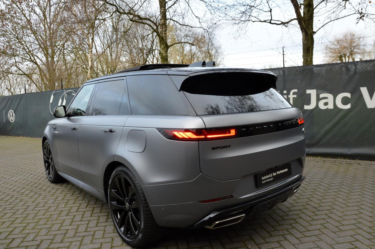 Land Rover Range Rover Sport P510e |Autobiography|4 wiel besturing|Matt Grijs|Panoramda|HuD ...
