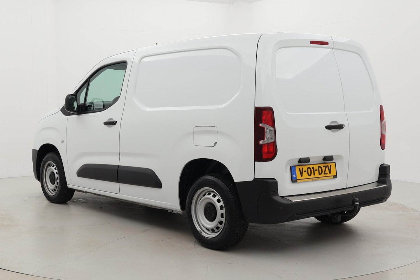 Toyota ProAce City 1.5 D-4D Live | Trekhaak | Navigatie | Parkeersensoren voor/achter | Cruise ...