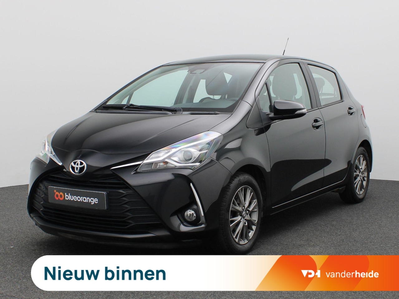 Toyota Yaris 1.0 VVT-i Design Sport 70PK 44.472KM, Achteruitrijcamera ...