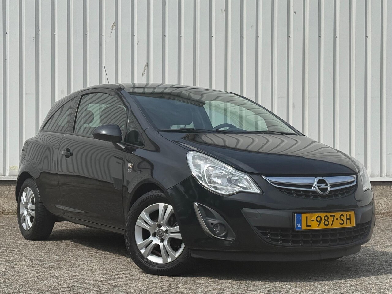 Opel Corsa 1.4-16V (150AdamOpel)Cruise, StuurVerwarming ...