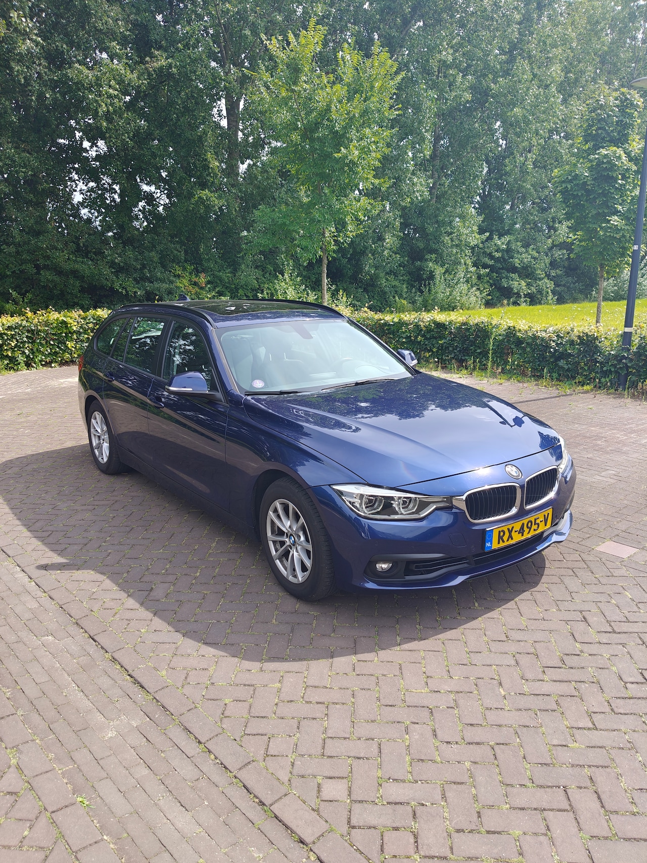 BMW 3-serie Touring 318i Executive 2018 Benzine - Occasion te koop op ...