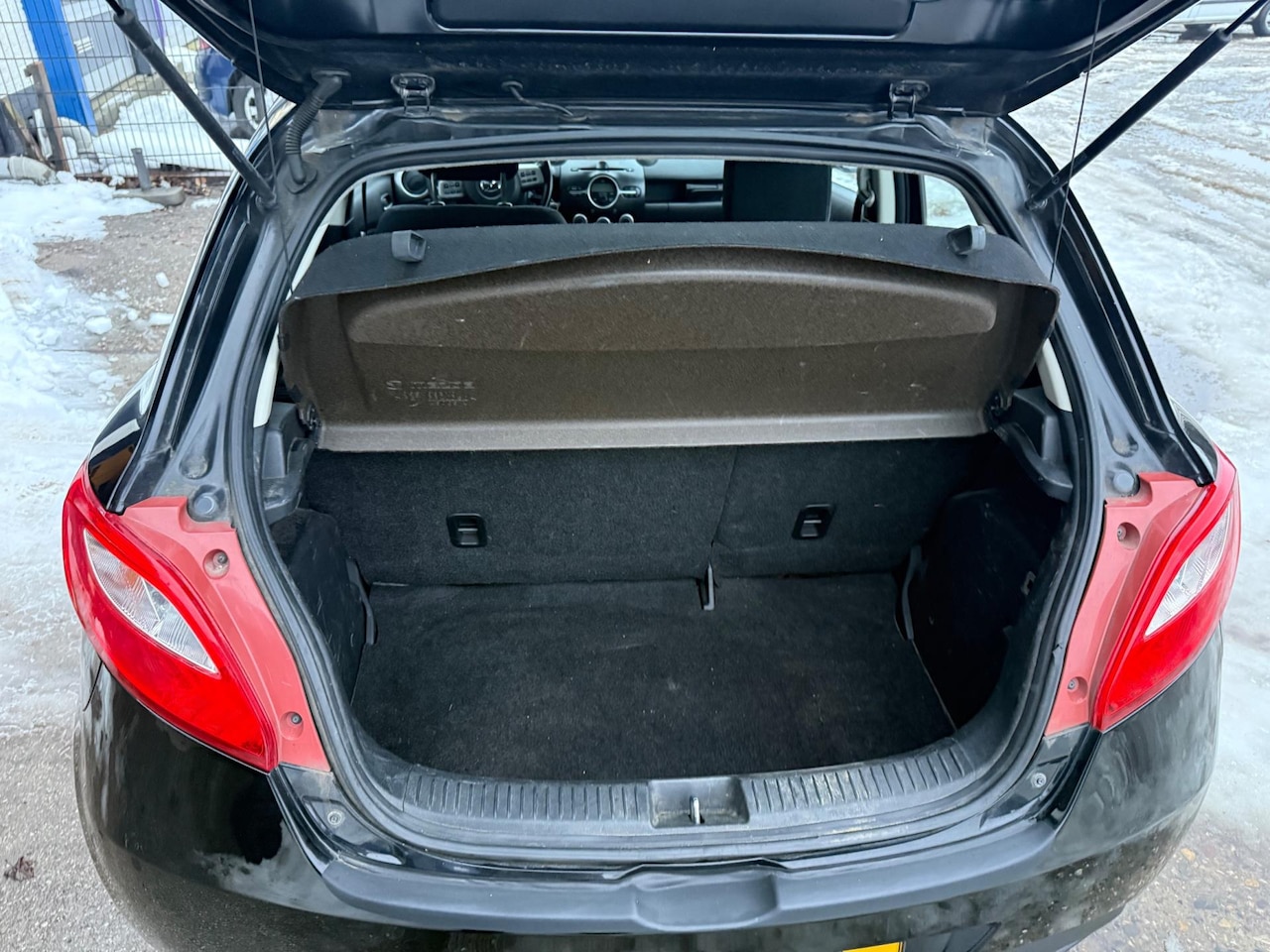 Mazda 2 2 1.5- Sport/ GT-M/ met Airco, stoelverwarming, spoiler ...