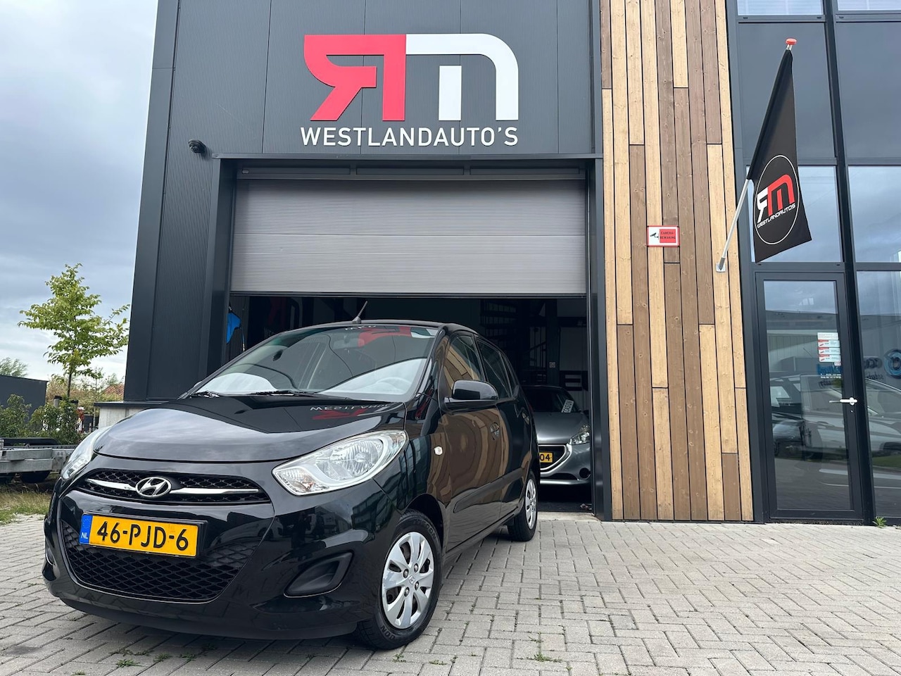 Hyundai i10 1.1 i-Drive Cool airco NAP NW APK dealer-onderhouden 2 ...