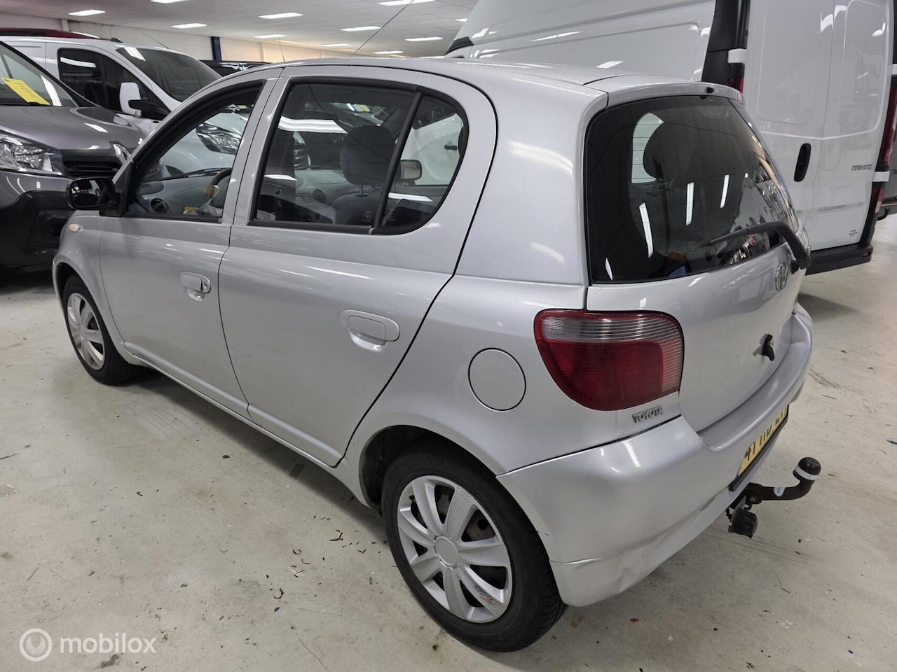 Toyota Yaris 1.3-16V VVT-i Sol Airco 2001 Benzine - Occasion te koop op ...