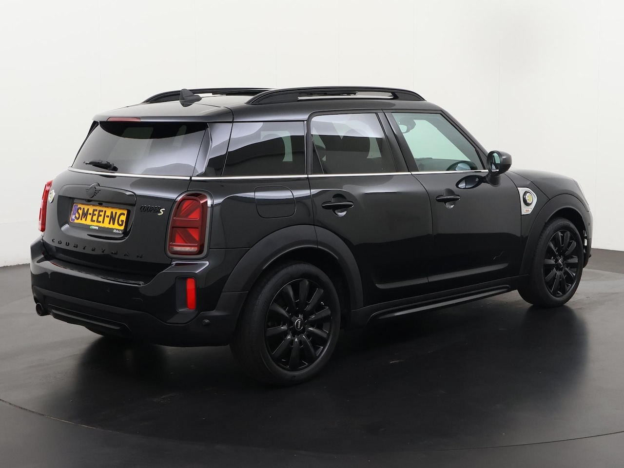 MINI Countryman Cooper S E ALL4 Black Pack | Panoramadak | Memory stoel ...