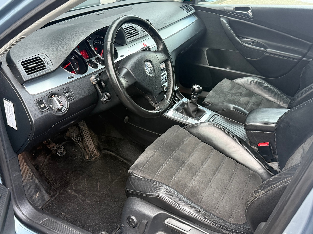 Volkswagen Passat 2.0 FSI Highline 2005 Benzine - Occasion te koop op ...