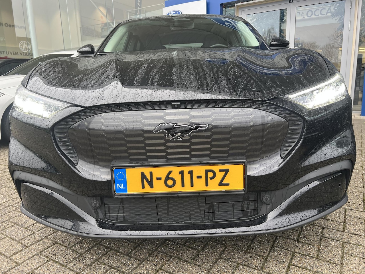 Ford Mustang Mach-E RWD 75 kWh | Afneembare Trekhaak | Stoel/stuur ...