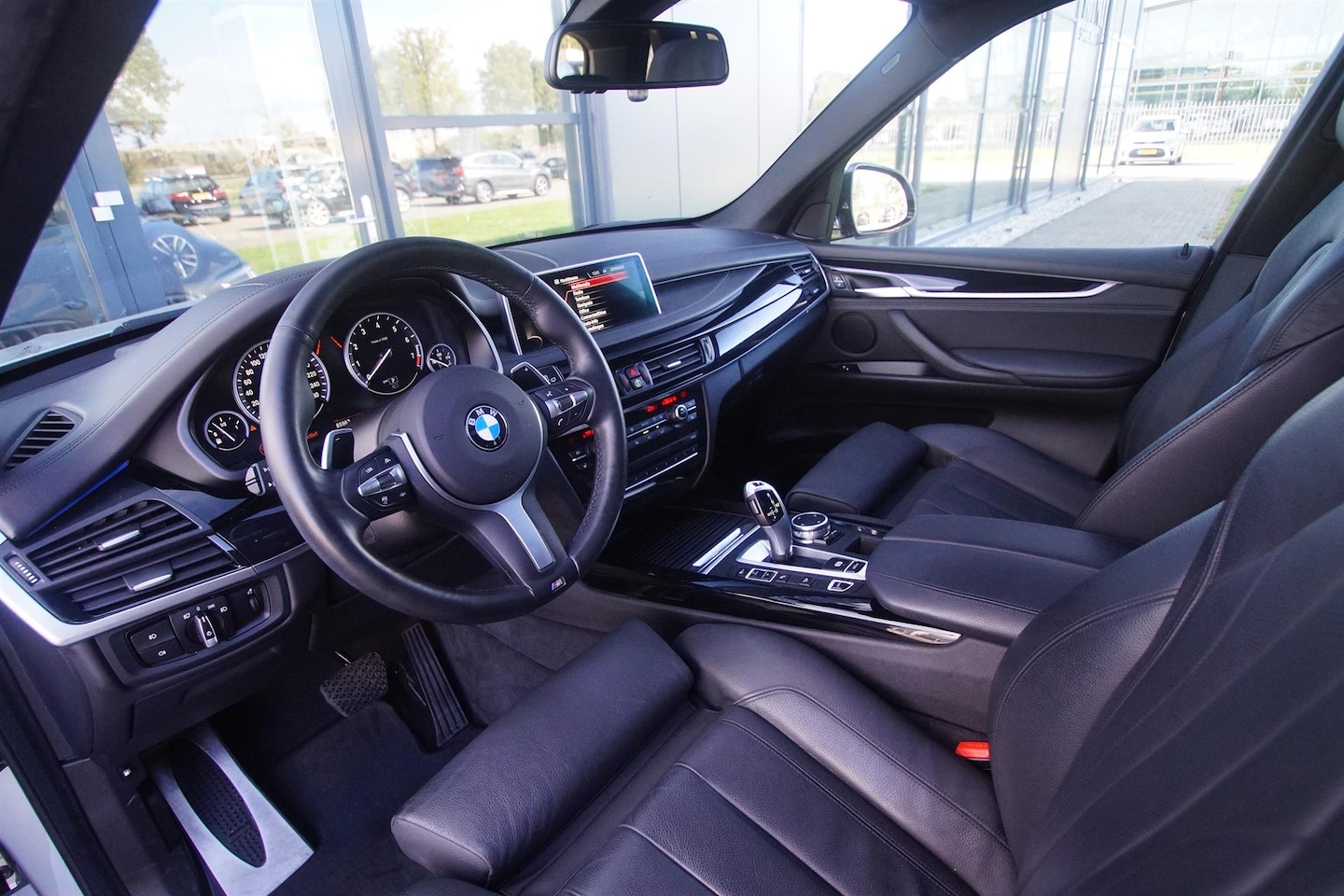 BMW X5 Xdrive40e M-Sport/// | Adaptieve LED | Trekhaak | Panoramadak ...