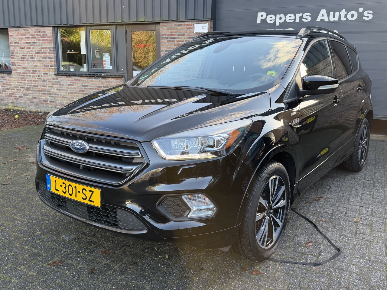 Ford Kuga 1.5 Ecco Boost ST-Line Black edition Stoelverw. Navi Camera ...