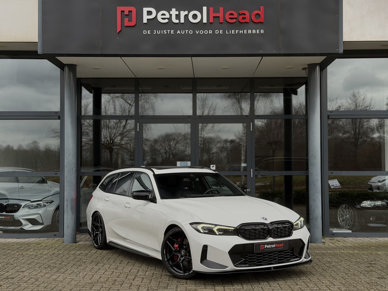 BMW 3-serie Touring 330e xDrive, Carbon, HUD, Pano, Trekhaak, Stage 2 ...