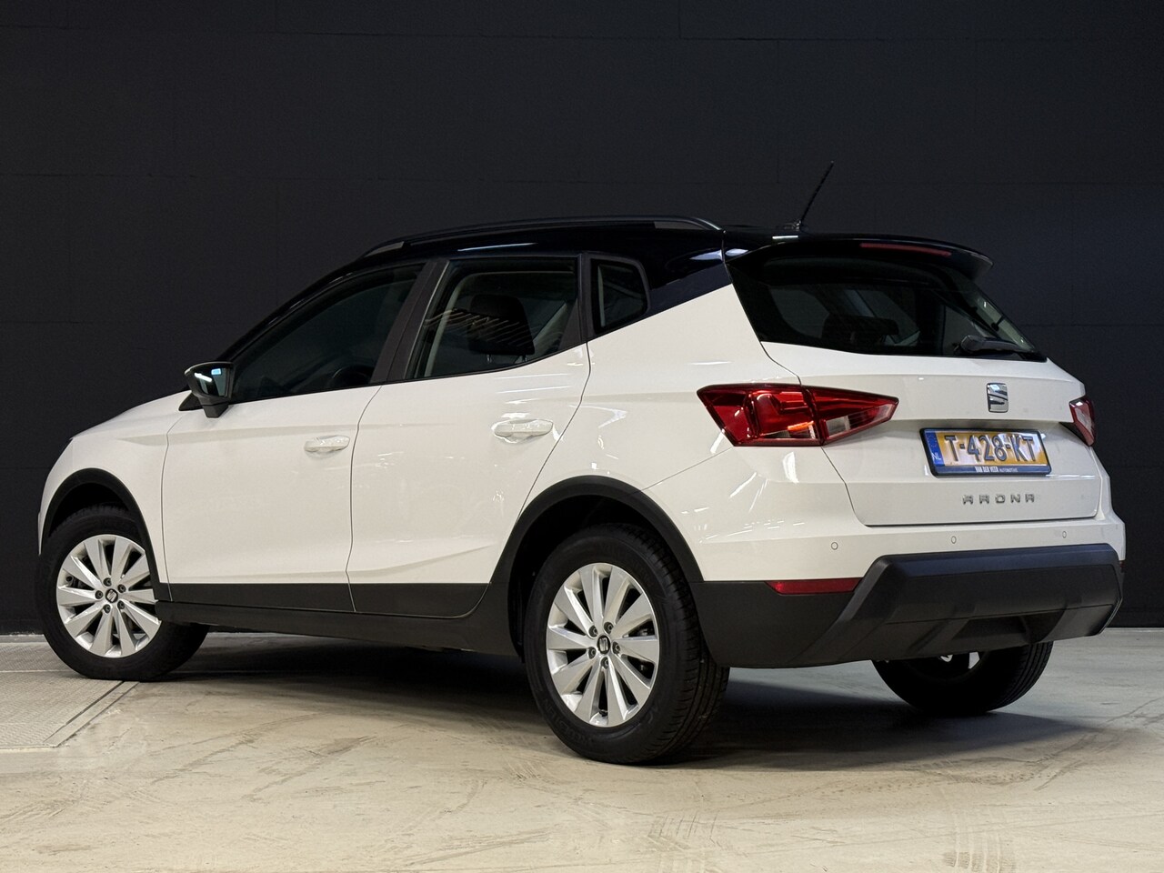 SEAT Arona 1.0 TSI Style | Adaptive cruise | Carplay | Dodehoek sensor ...