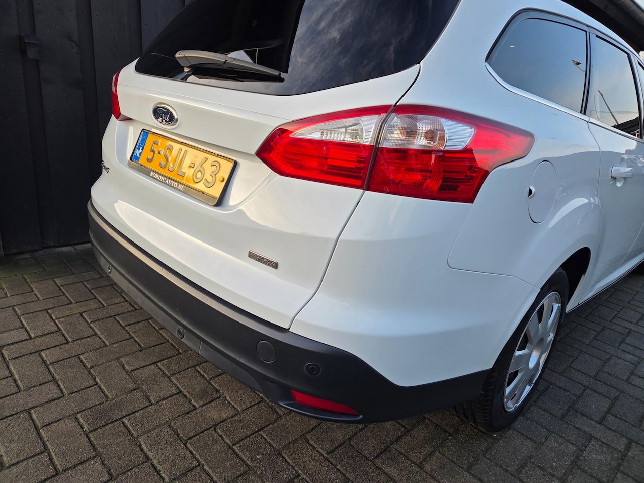 Ford Focus Wagon 1.6 TDCI ECOnetic Lease Titanium 2013 Diesel ...