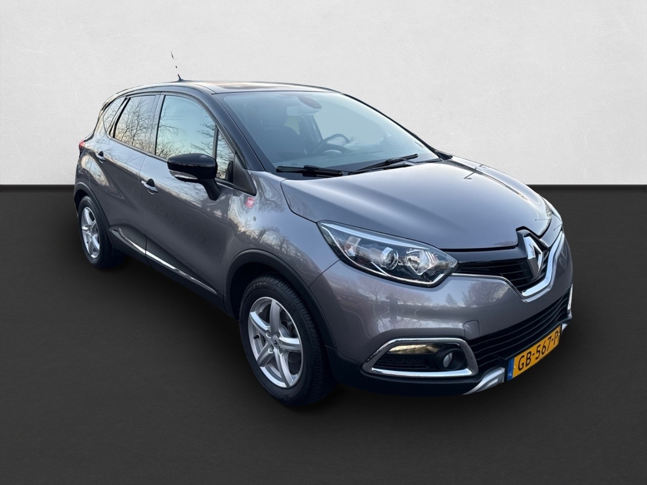 Renault Captur 0.9 TCe Helly Hansen NAVI / TREKHAAK / PDC / CRUISE ...