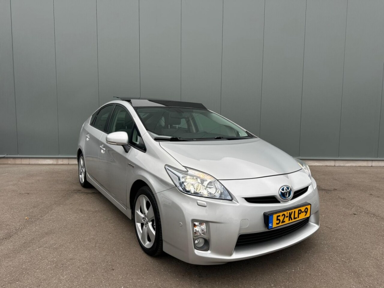 Toyota Prius 1.8 Dynamic SOLAR | PANORAMDAK | CAMERA | BOEKJE 2010 ...