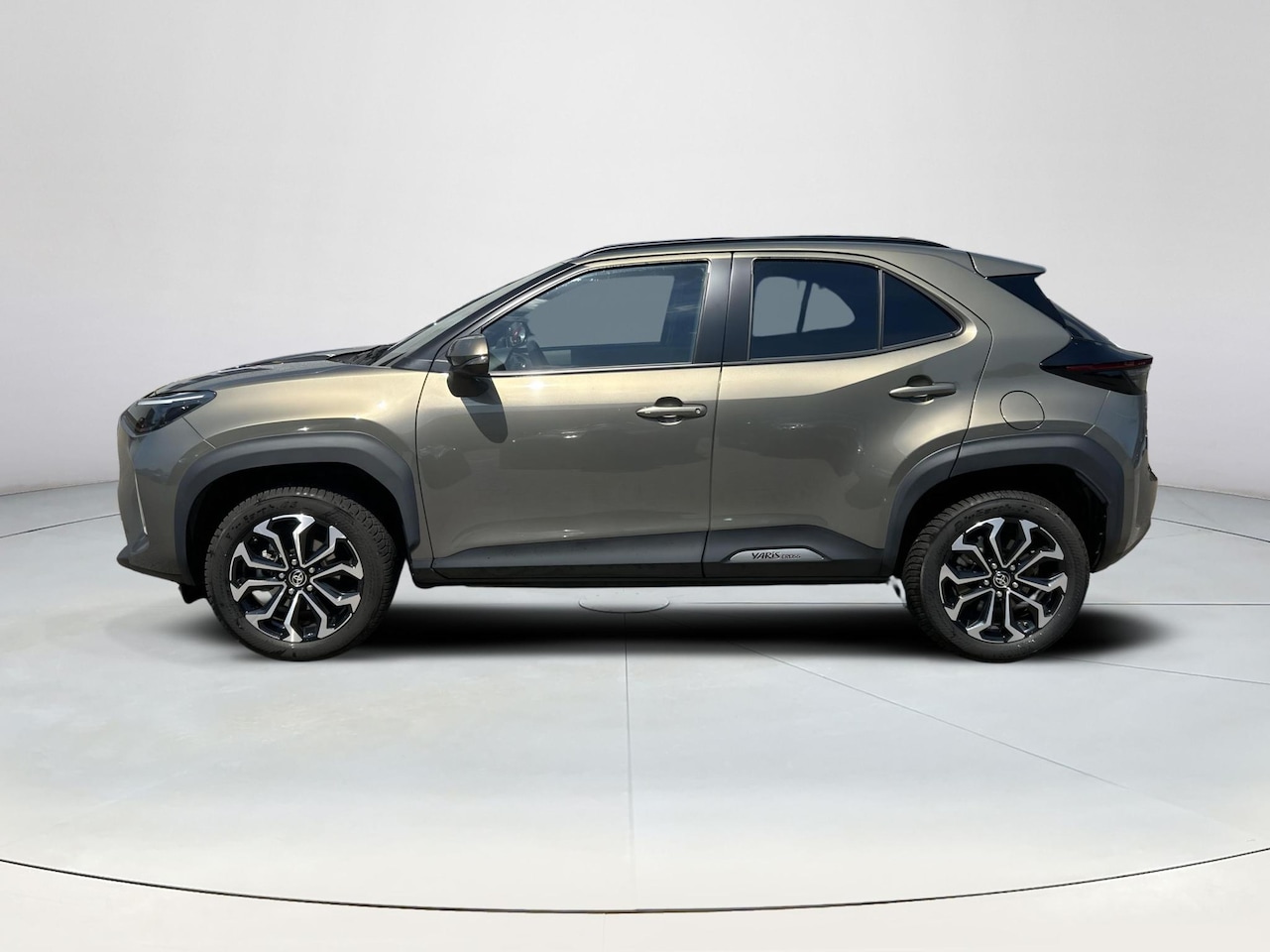 Toyota Yaris Cross 1.5 Hybrid 115 First Edition 2024 Hybride - Occasion ...