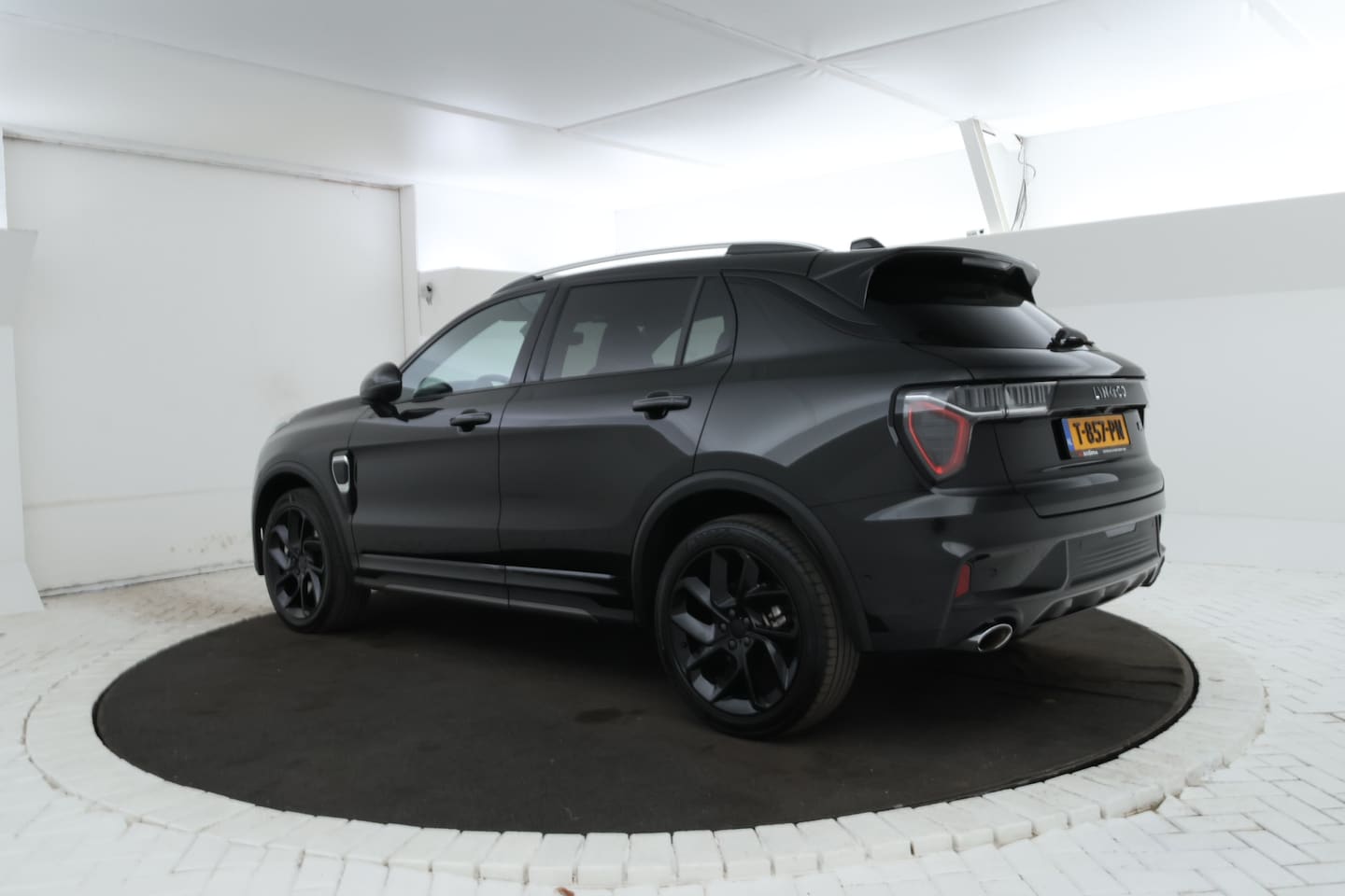 Lynk & Co 01 1.5 Full black, Panoramadak, 360 Camera, Apple Carplay ...