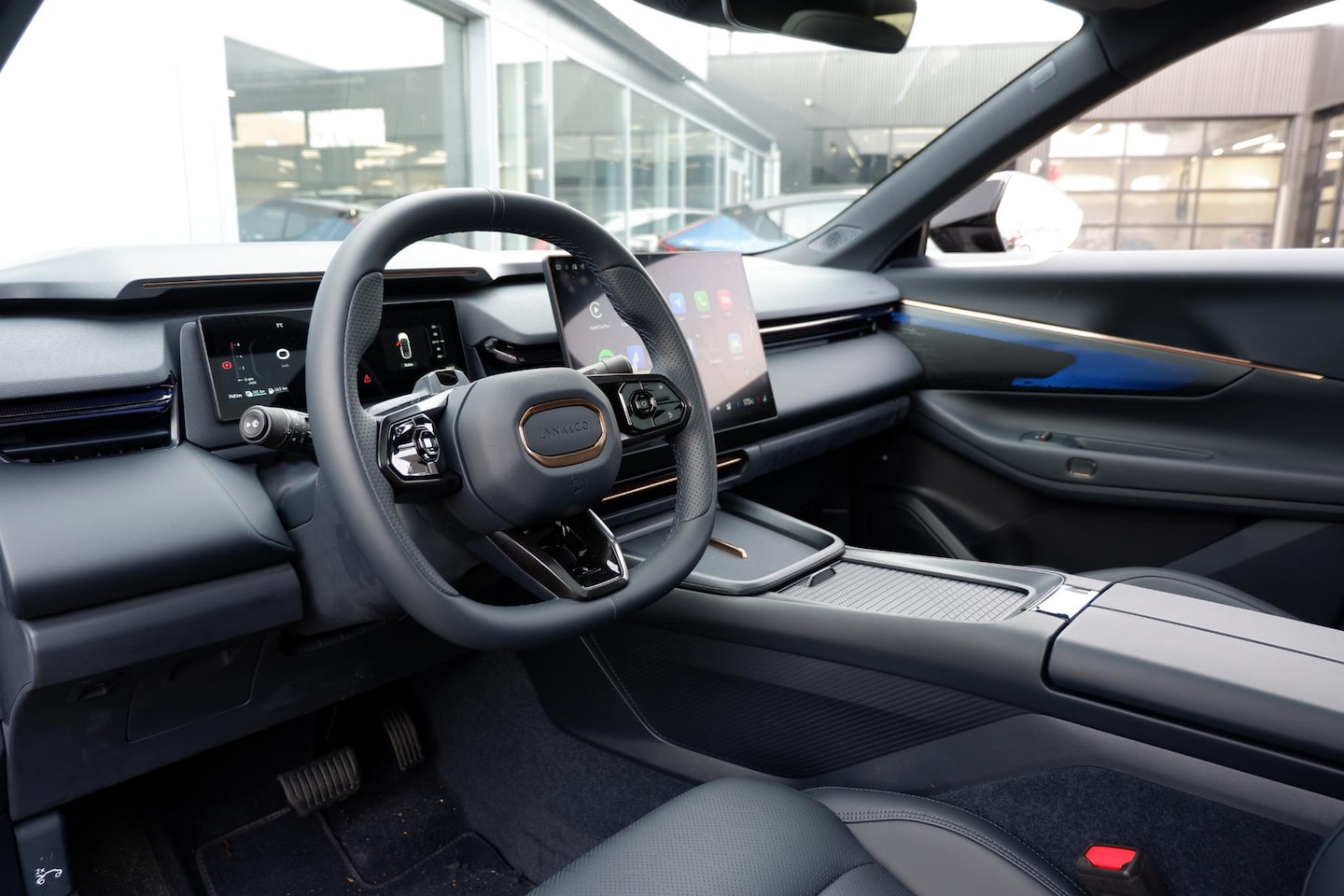 Lynk & Co 08 345PK Business Edition | Fiscale waarde €49.990 | 200km ...