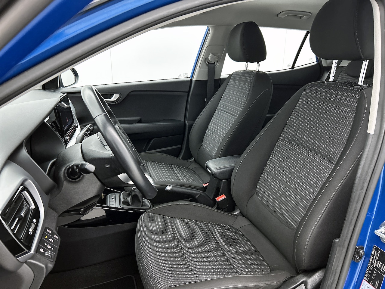 Kia Stonic 1.0 T-GDi DynamicLine | Climate Control | Camera | Apple ...