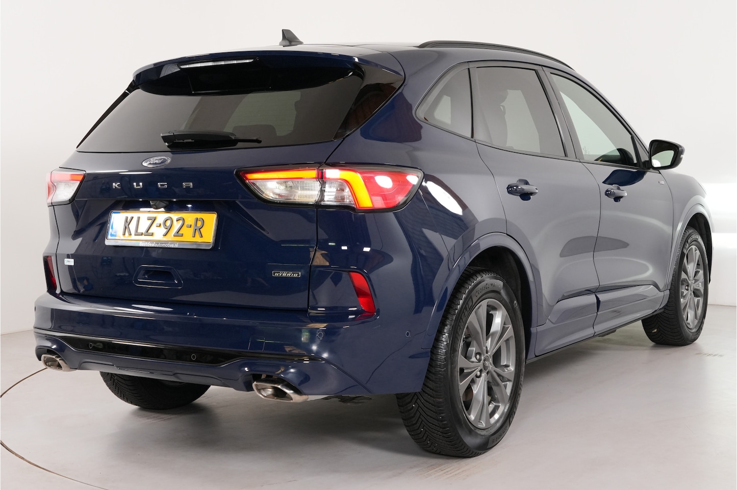 Ford Kuga 2.5 PHEV 225pk ST-Line X | ACC | Stl. verw. | 360° Cam ...